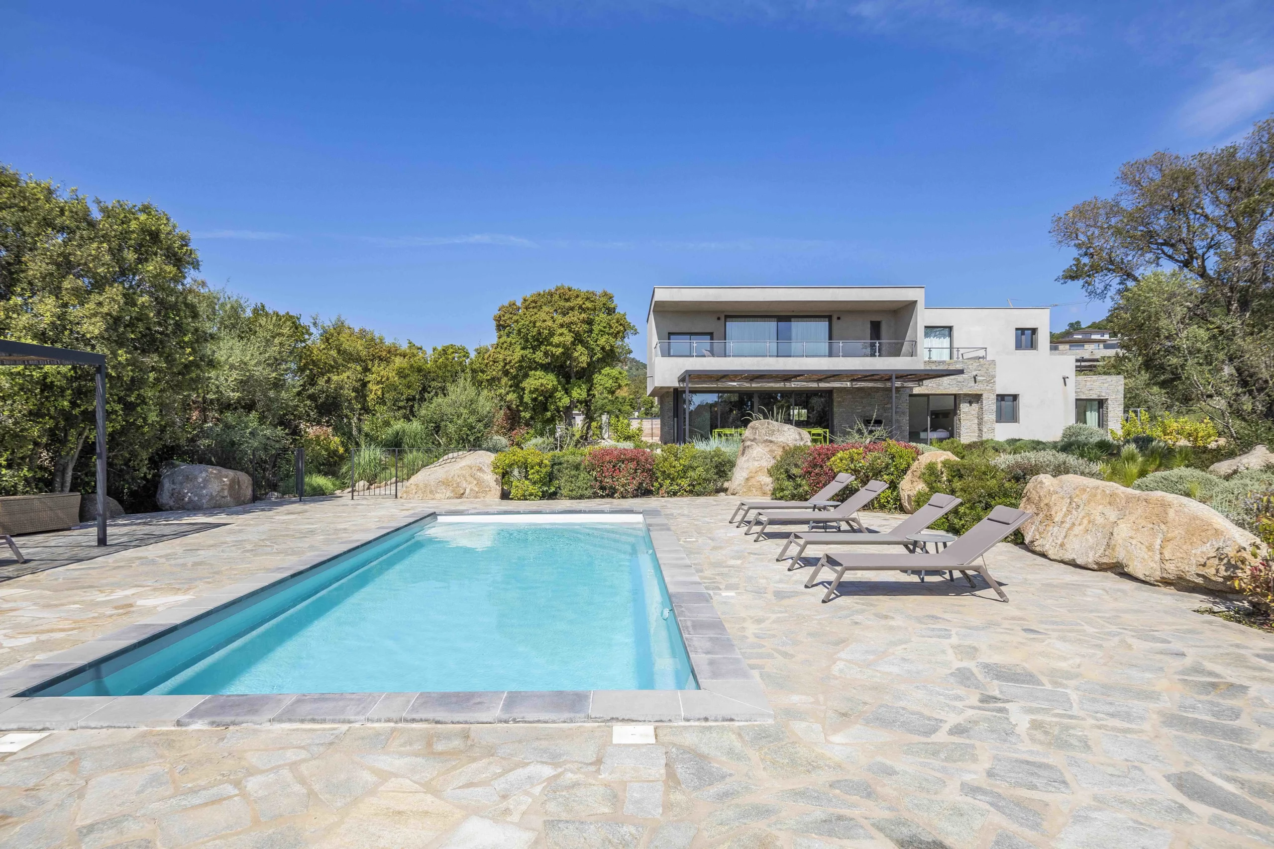 Villa Pola – Maison d’architecte à Pinarello, proche de la plage